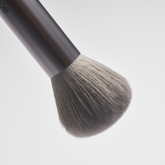 Pincel Duo 2 Boca Rosa: precisão e acabamento para a make – BOCA ROSA